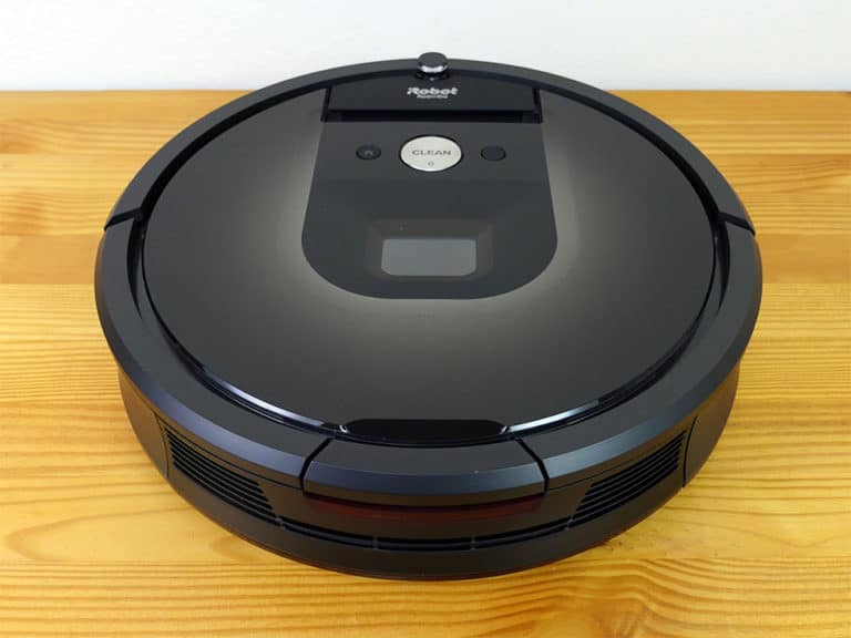 12 Best Small Vacuums (According to Experts)