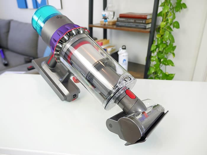 Dyson Gen5 Detect Review - 8 Objective Cleaning Tests - Modern Castle